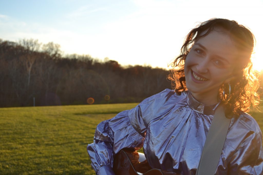 Front And Center: Olivia Frances, Singer/Songwriter – the WiMN | The ...