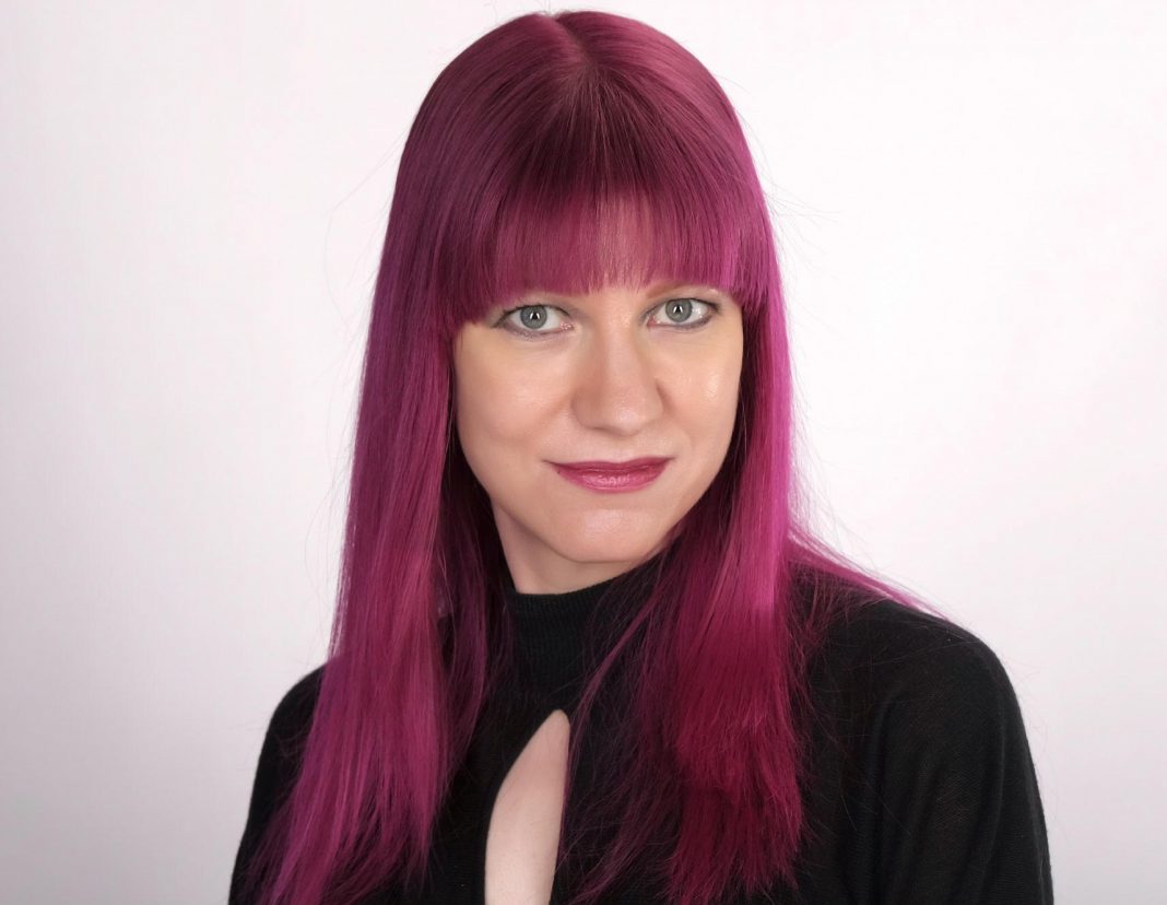 Front & Center: Lyndsey Parker, Music Editor at Yahoo Entertainment, She Rocks Awards Co-Host ...